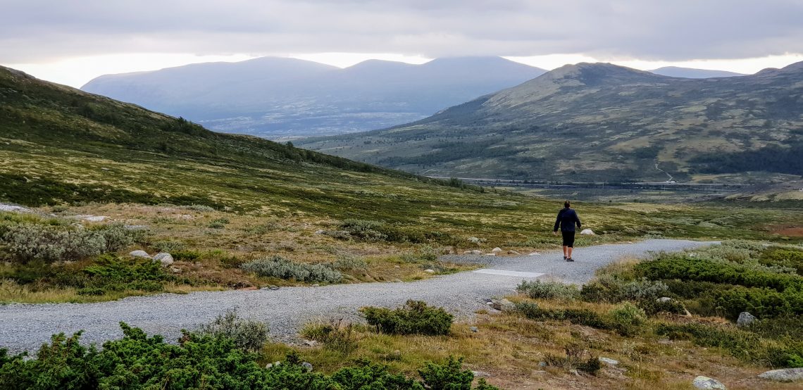 Viewpoint Snøhetta - perfekt for en liten fjelltur på Dovre | Bobilreiser