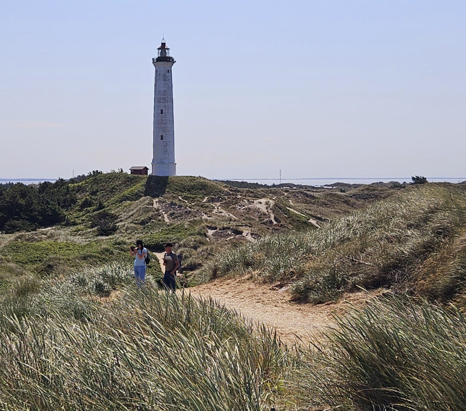 Bobil til Hvide Sande med fyrtårn, bytur og strandbesøk | Bobilreiser